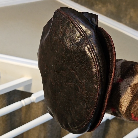 itar | Accessories | Vintage Itar Italy Distressed Faux Leather Newsboy ...